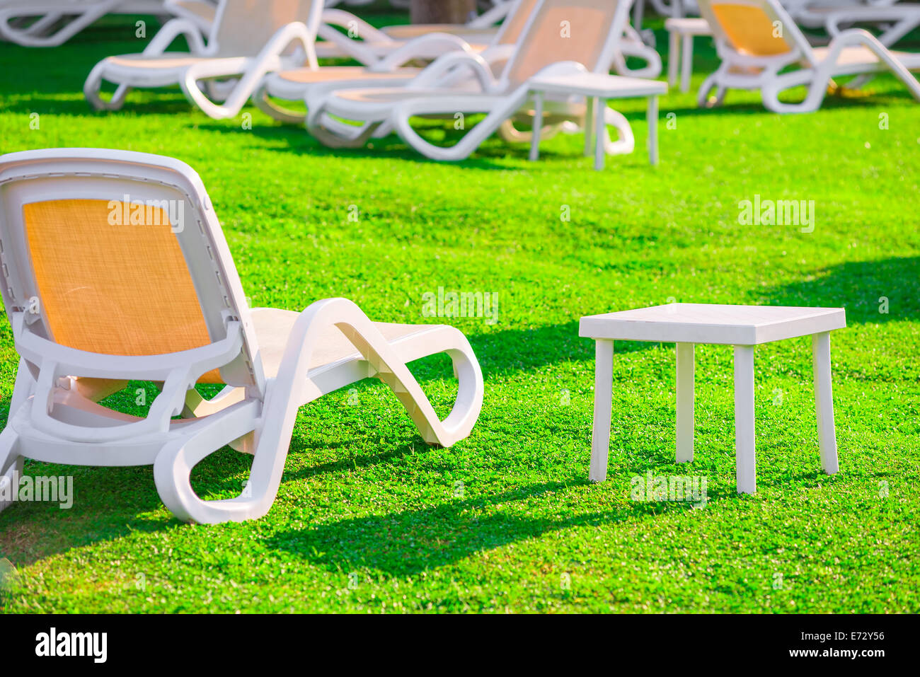 Empty sun hi-res stock photography and images - Alamy