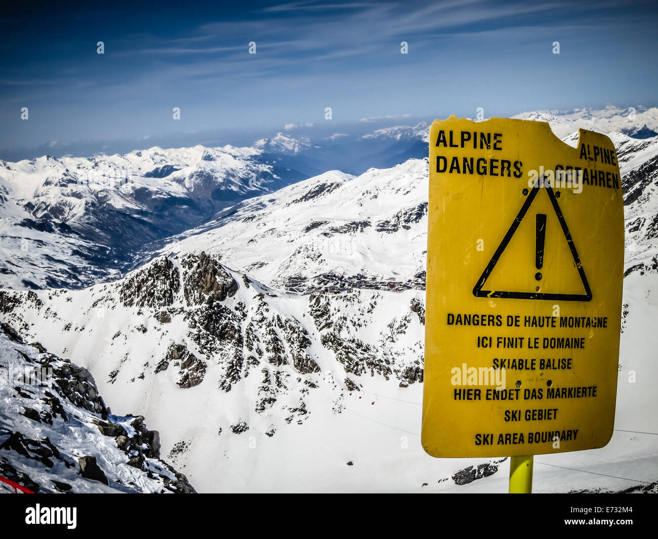 Warning sign steep slope on hi-res stock photography and images - Alamy