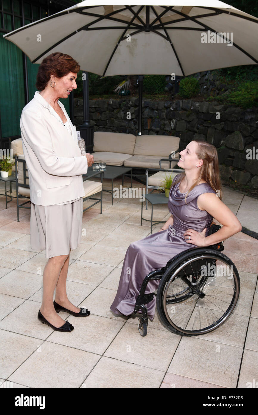 Anna duo hi-res stock photography and images - Alamy