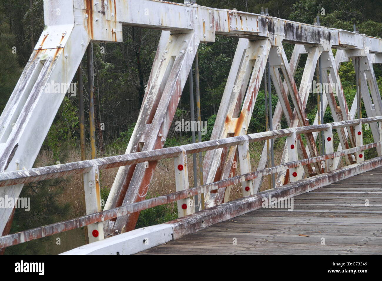 Old Wisemans ferry timber bridge structure Stock Photo - Alamy