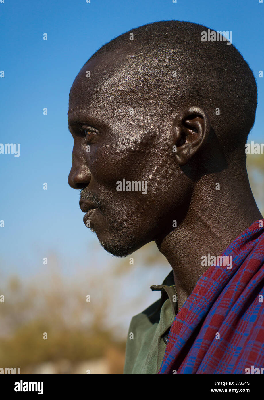 Ritual africa scarification hi-res stock photography and images - Alamy