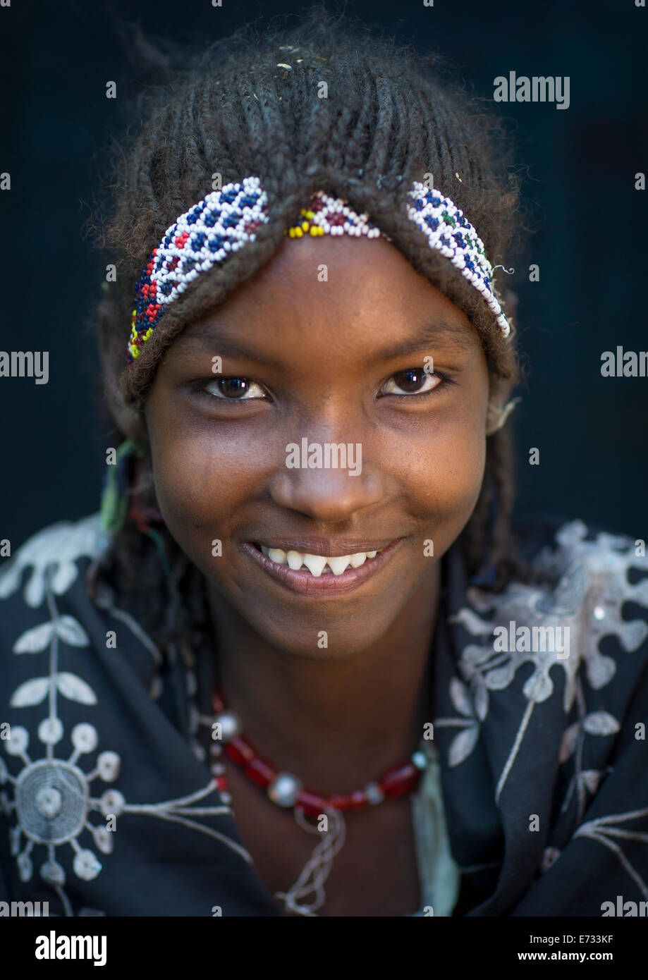 Sharpened front teeth hi-res stock photography and images - Alamy