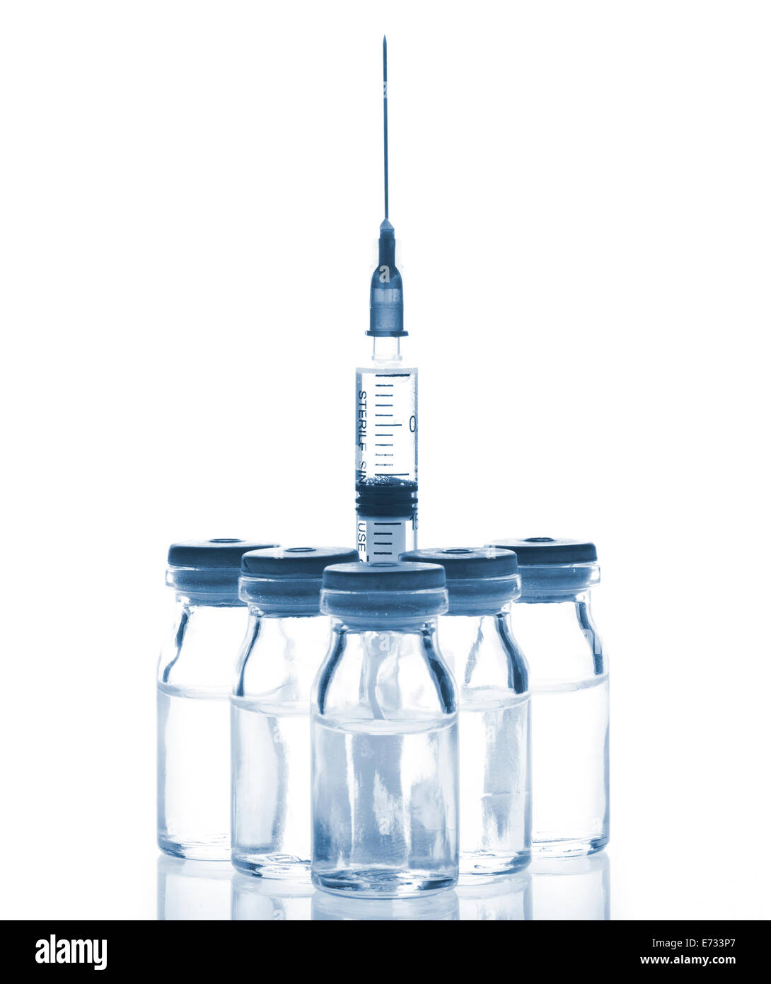 Injections and vials hi-res stock photography and images - Alamy