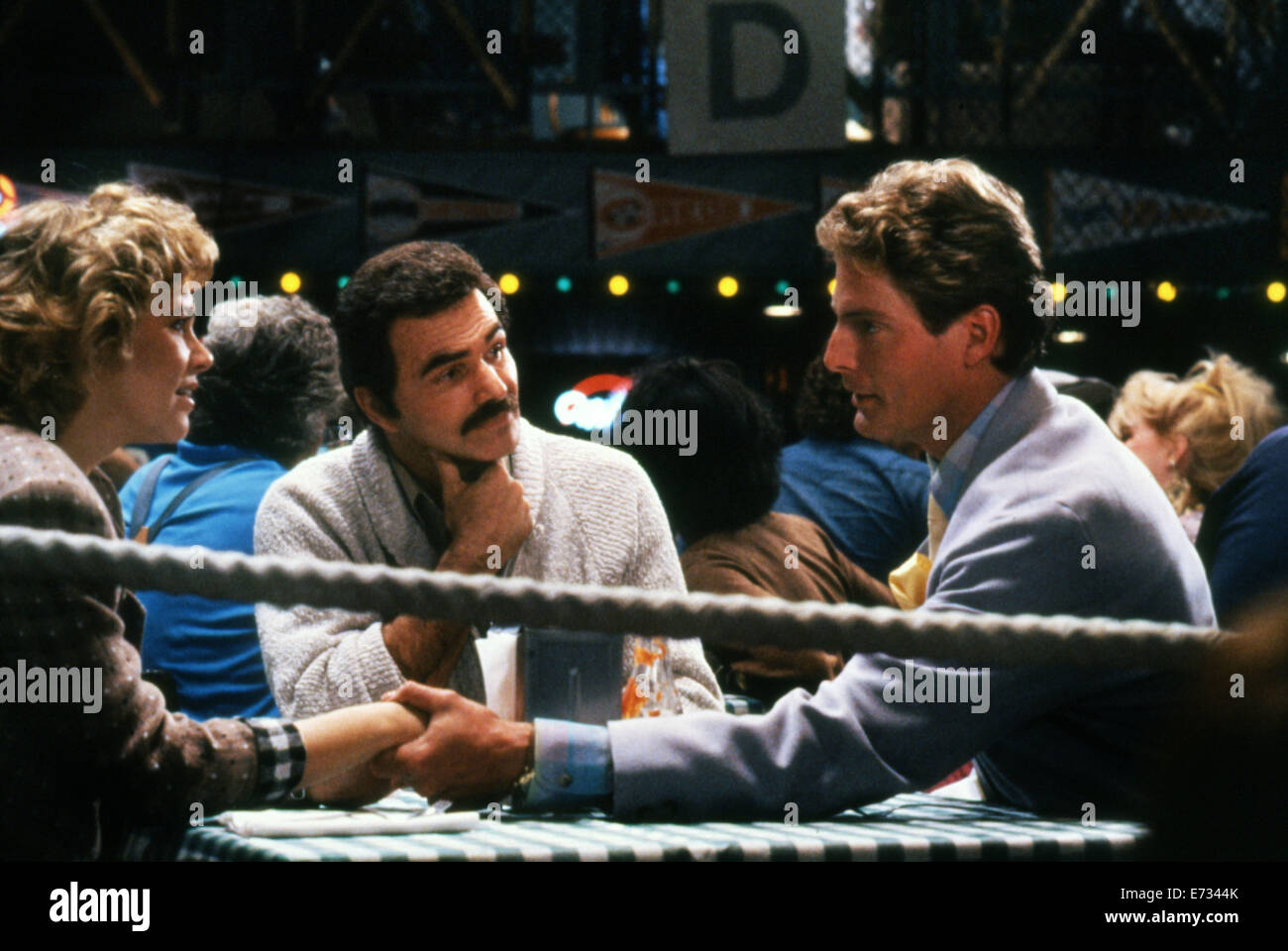 SWITCHING CHANNELS (1988) KATHLEEN TURNER; BURT REYNOLDS; CHRISTOPHER ...