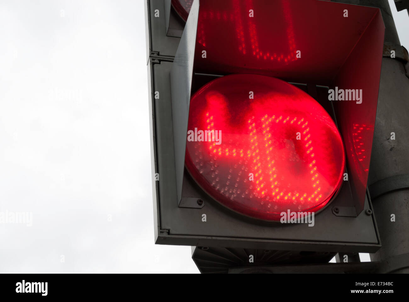 Red stop light intersection hi-res stock photography and images - Alamy