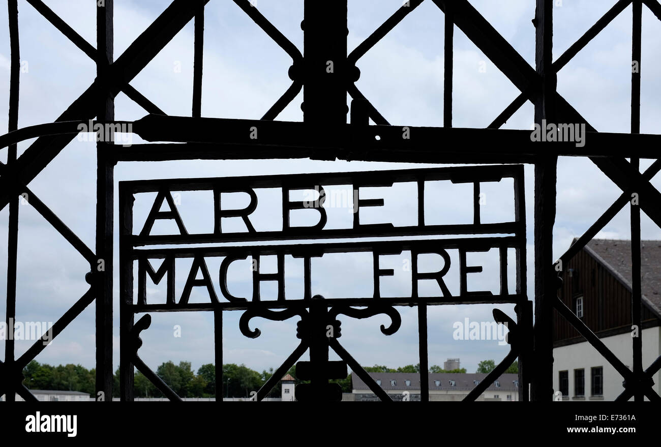 Entrance Gate Dachau Concentration Camp, Munich, Bavaria, Germany Stock ...