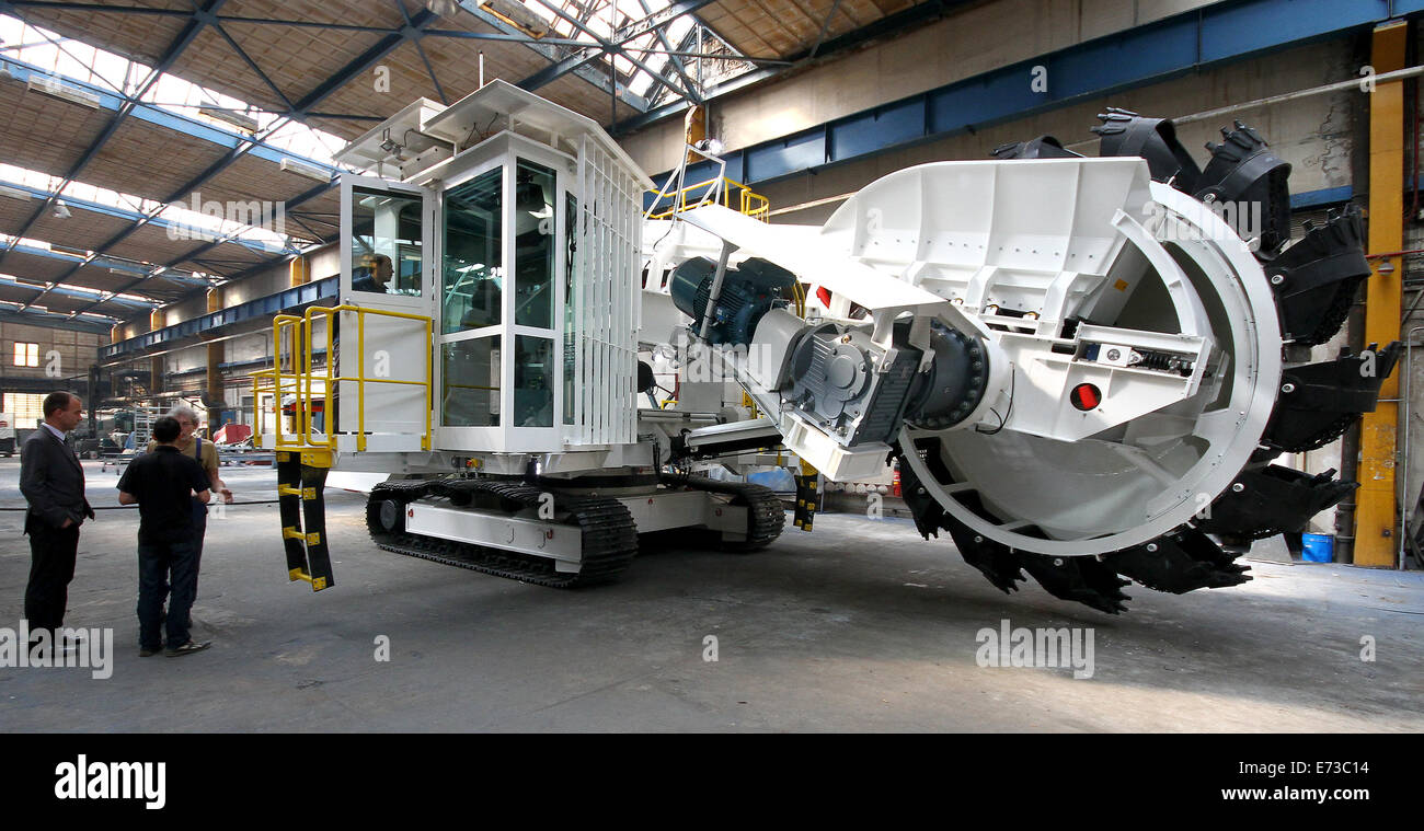Czech engineering company NOEN produced an excavator K100 for surface ...