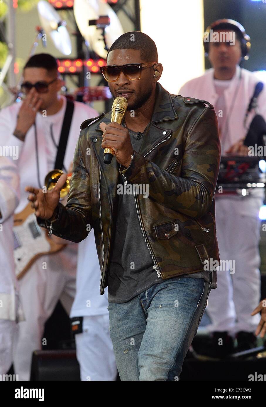 New York, NY, USA. 5th Sep, 2014. Usher on stage for NBC TODAY SHOW ...