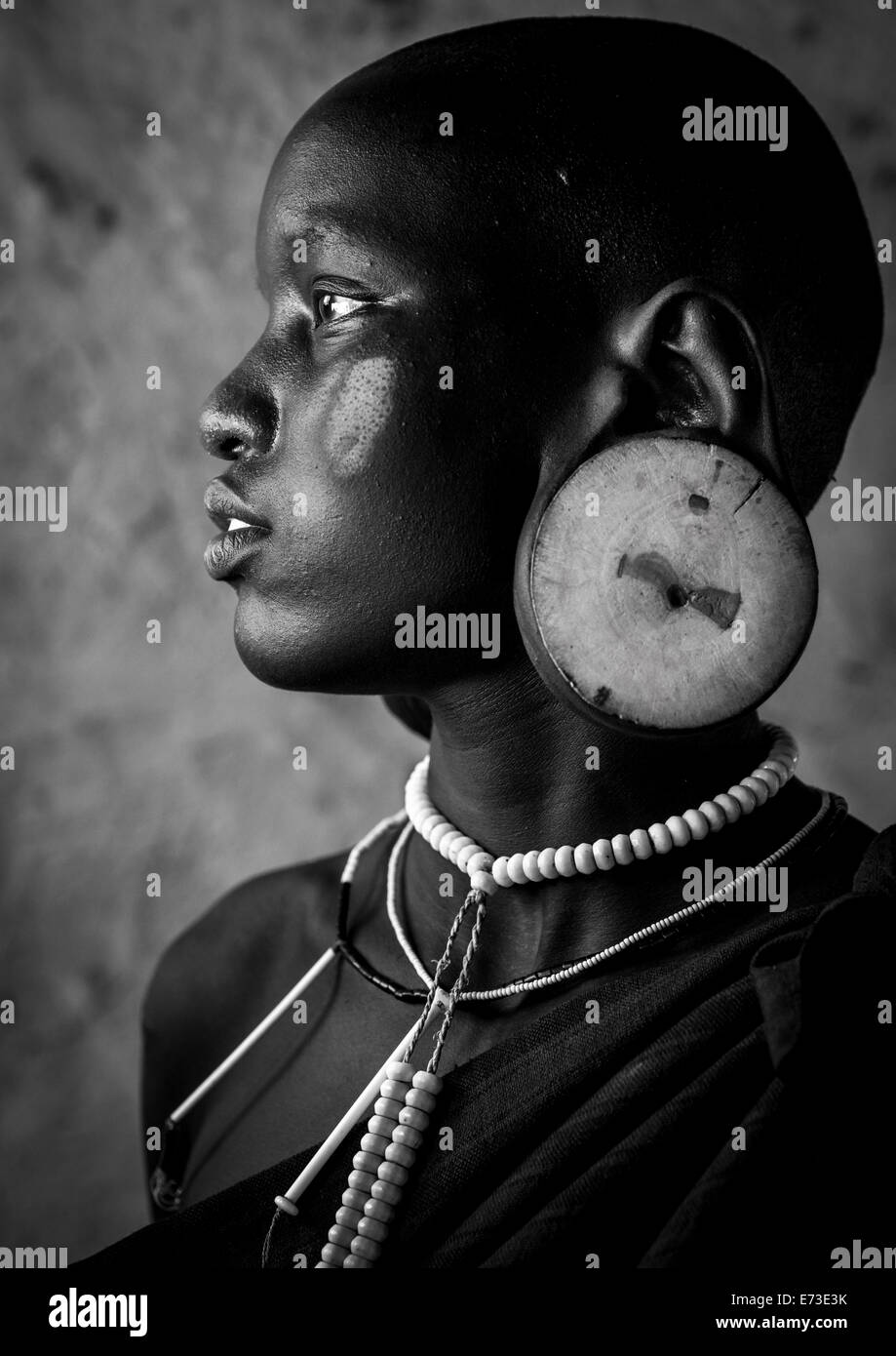 Mursi Tribe Beauty, Hail Wuha Village, Omo Valley, Ethiopia Stock Photo ...