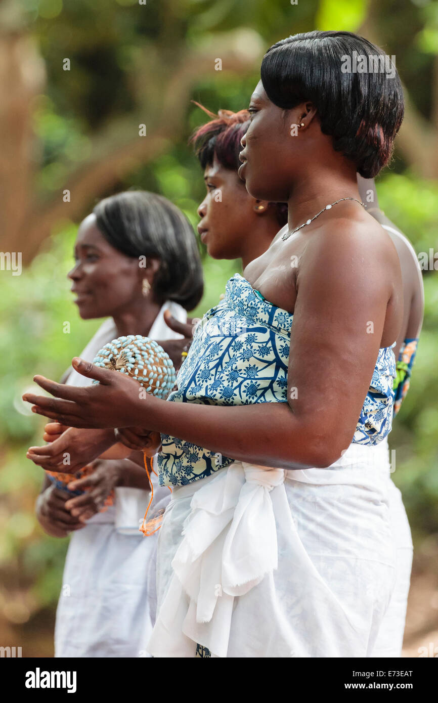 Voodoo dance ritual hi-res stock photography and images - Alamy