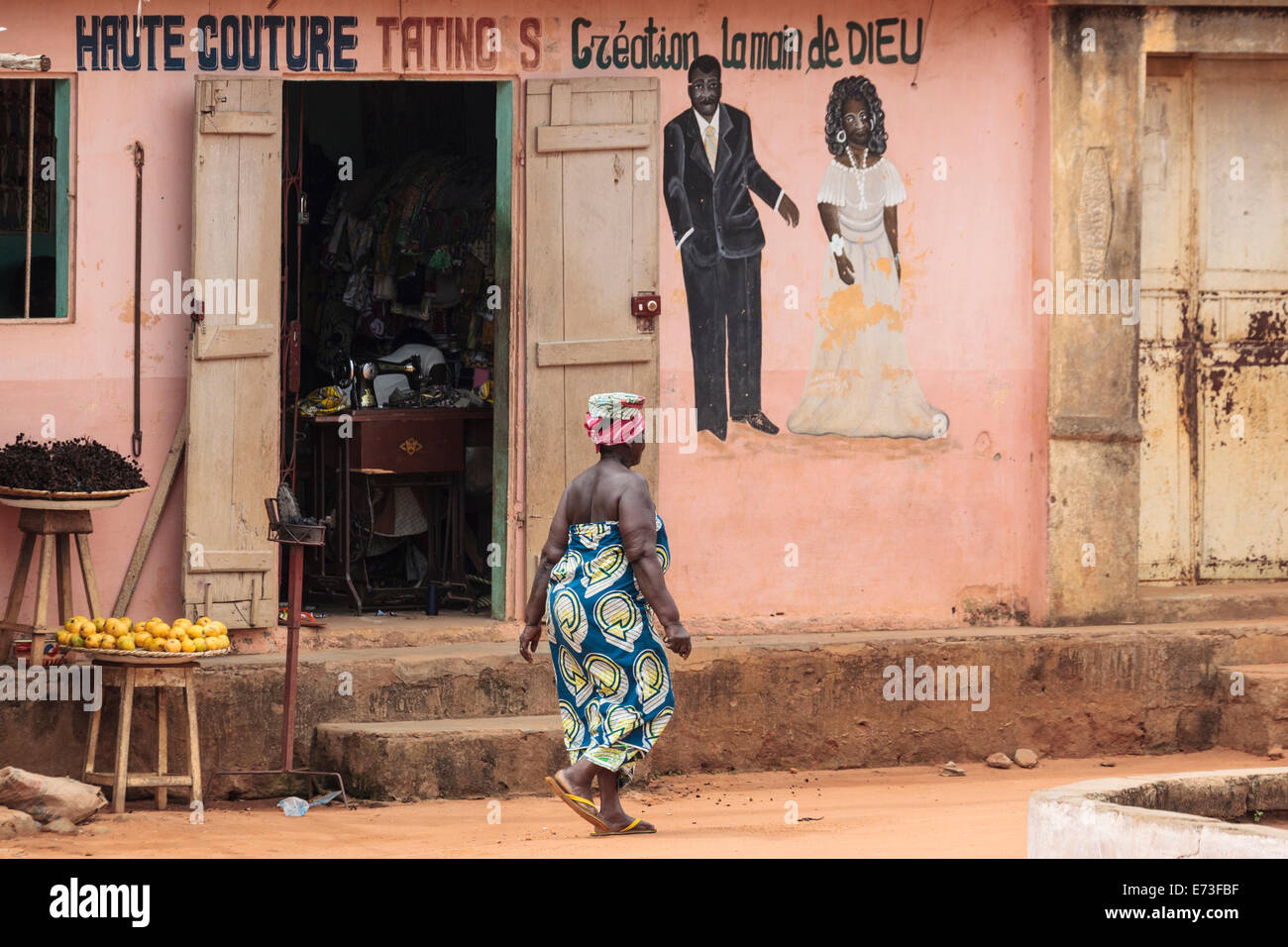 Benin fruit hi-res stock photography and images - Alamy
