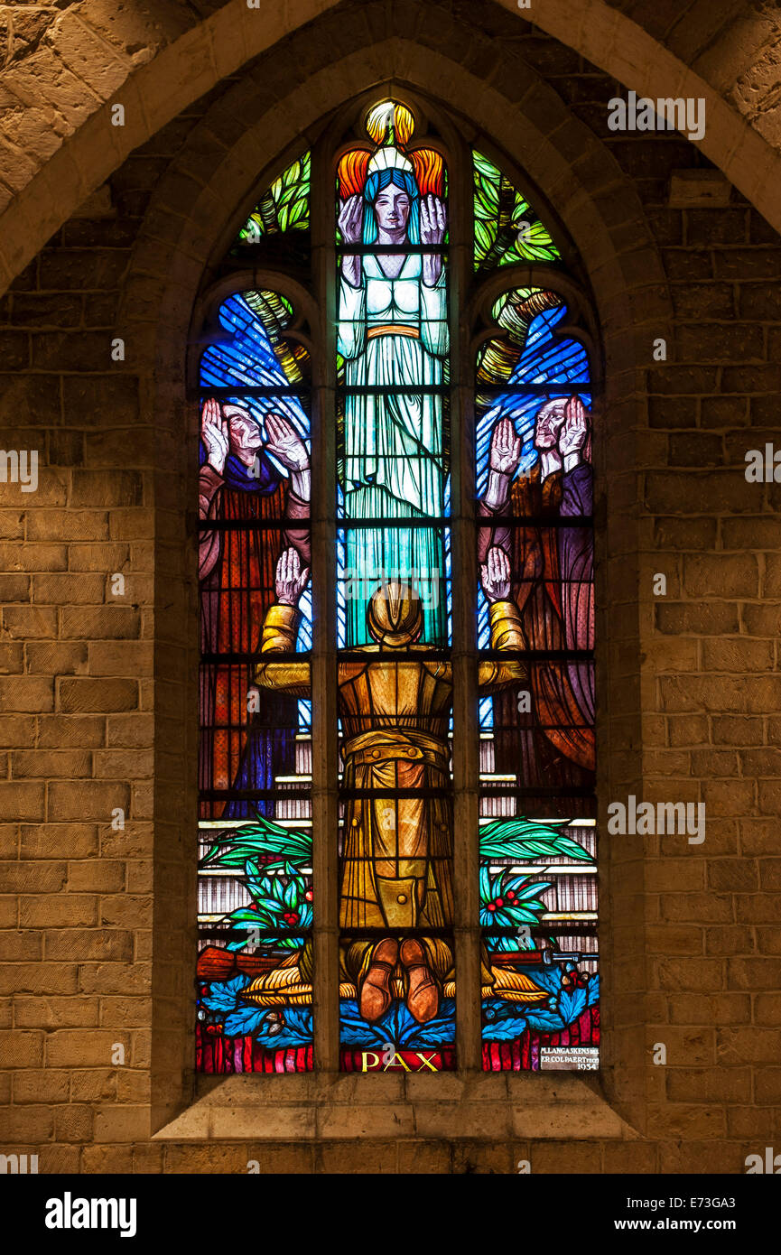 First world war stained glass hi-res stock photography and images - Alamy