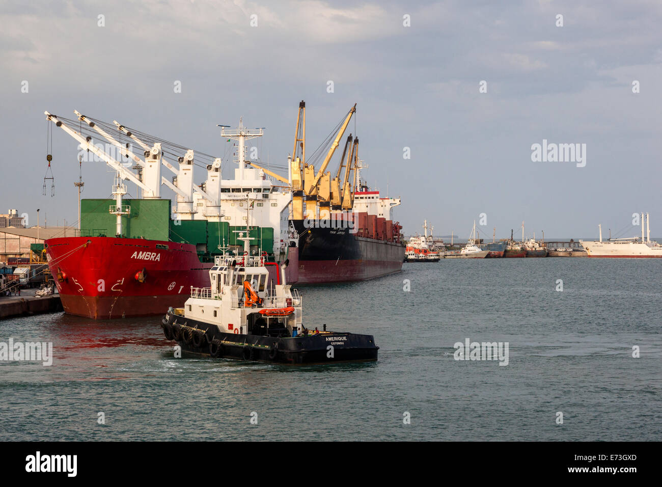 Africa benin cotonou tugboat port hi-res stock photography and images ...