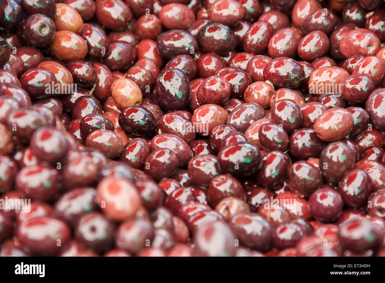 Purple olives hi-res stock photography and images - Alamy