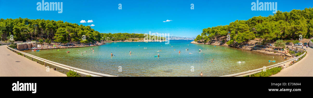 Tourists in Mina bay in Jelsa, Hvar island, Croatia Stock Photo - Alamy