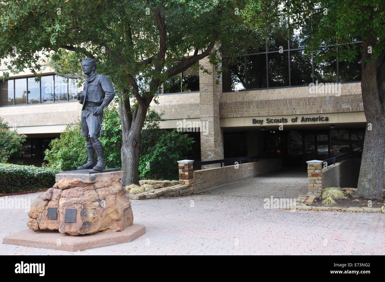 Boy Scout sculpture in front of the National Scouting Museum in Irving ...