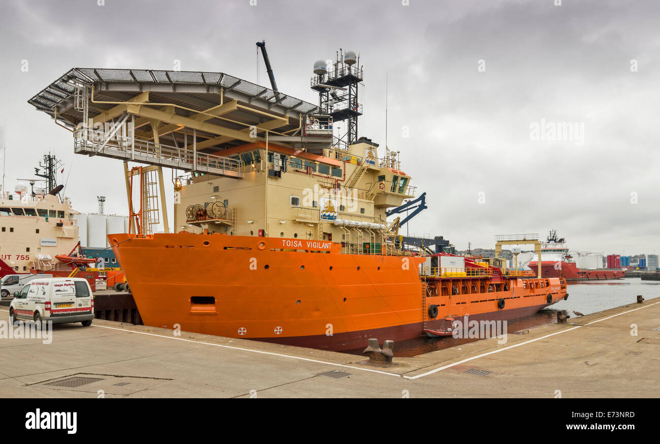 NORTH SEA OIL SERVICE SHIP WITH HELICOPTER PAD THE TOISA VIGILANT IN ...