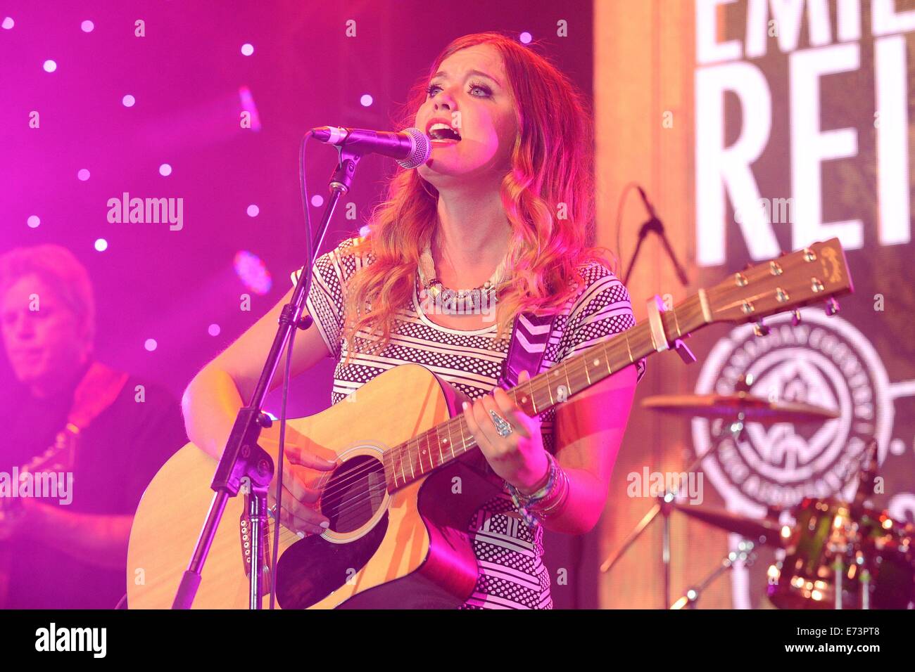 Emily reid hi-res stock photography and images - Alamy