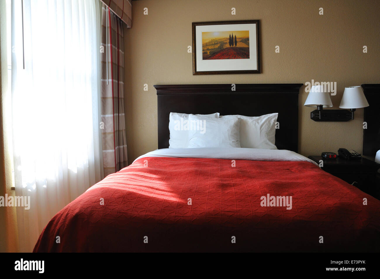 Generic hotel room hi-res stock photography and images - Alamy