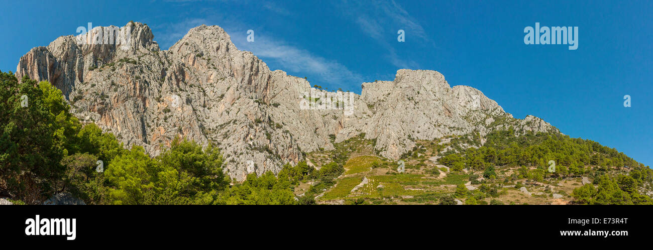 Mountains seen from Lucisca beach near Sveta Nedilja village, Hvar ...