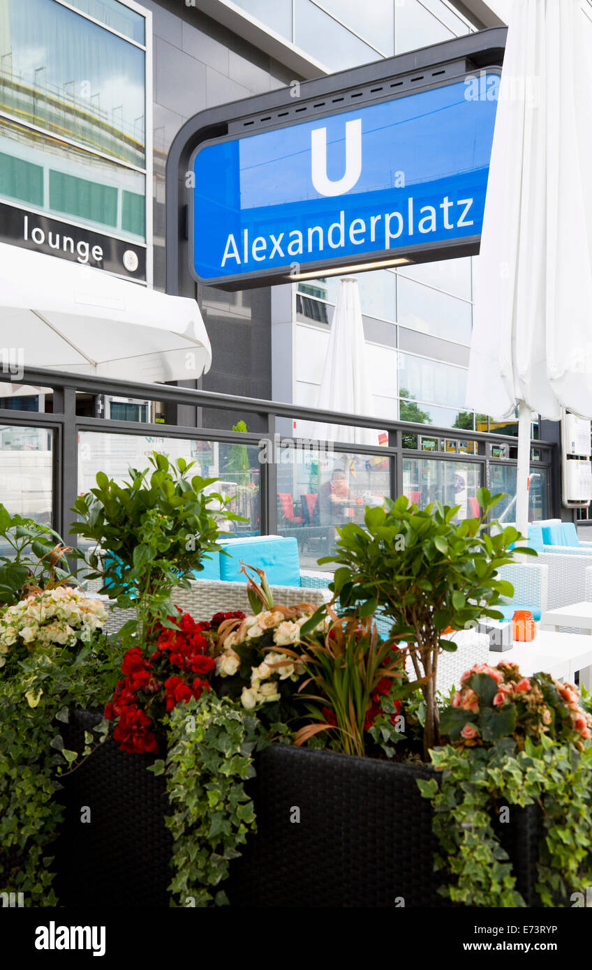 Underground alexanderplatz hi-res stock photography and images - Alamy
