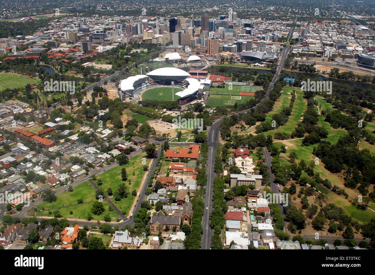 Adelaide torrens oval hi-res stock photography and images - Alamy