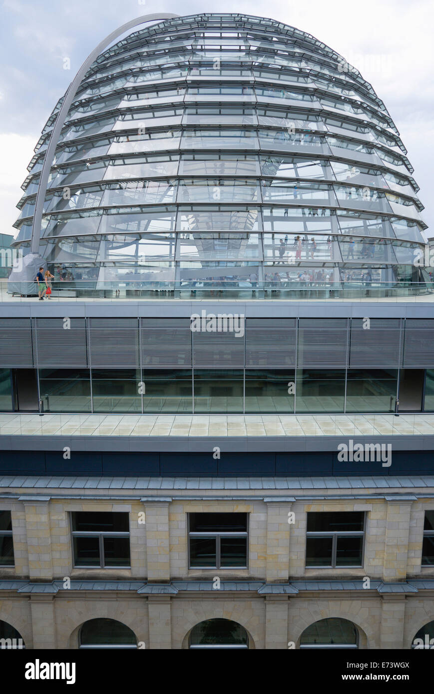 Berlin germany reichstag chamber hi-res stock photography and images ...