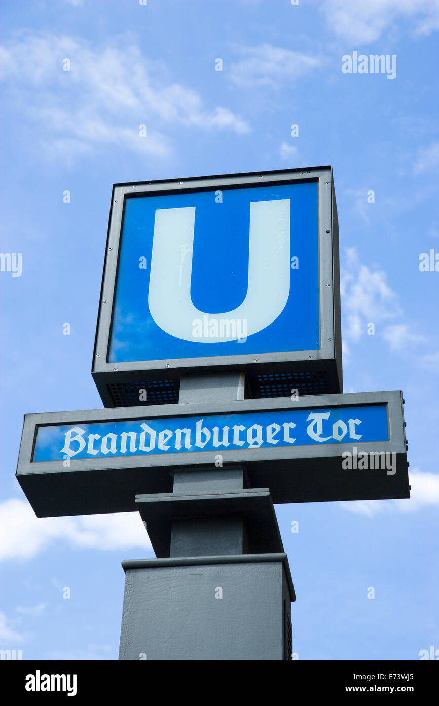 Blue u bahn undergound sign at brandenburger tor hi-res stock ...