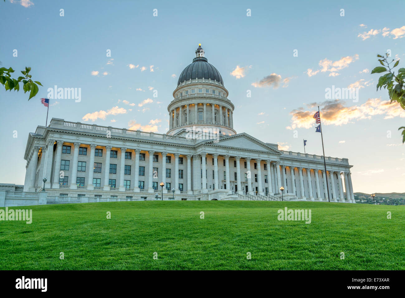 Portrait of the Utah state capitol building Stock Photo - Alamy
