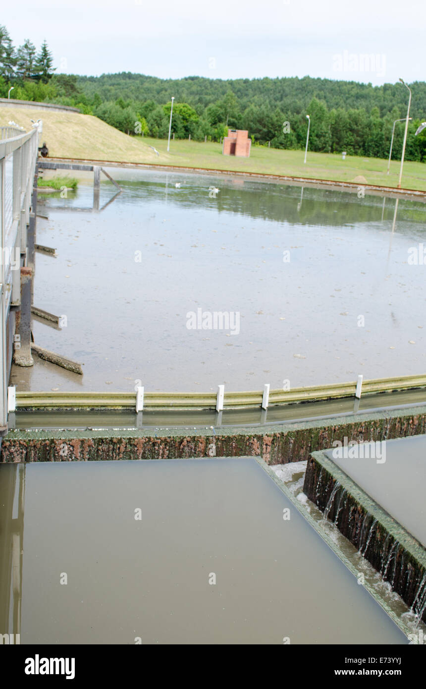 Clarification tank hi-res stock photography and images - Alamy