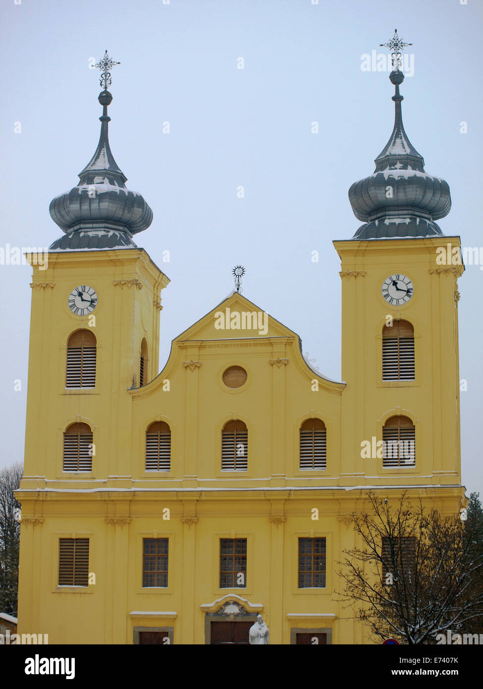 Snowy roof of the church Stock Photo - Alamy