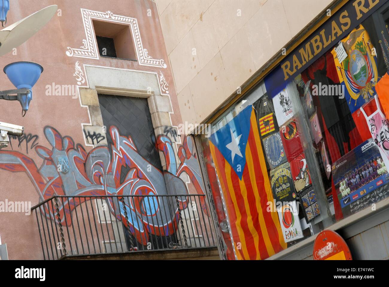 Ciutad vella hi-res stock photography and images - Alamy