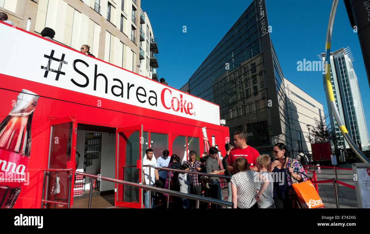 Coke a cola hi-res stock photography and images - Alamy