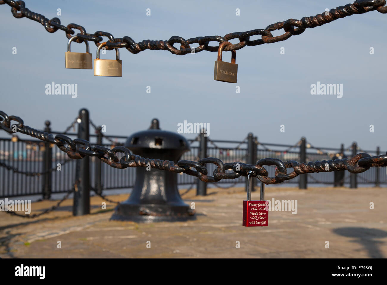 Love padlocks on riverside railings hi-res stock photography and images ...