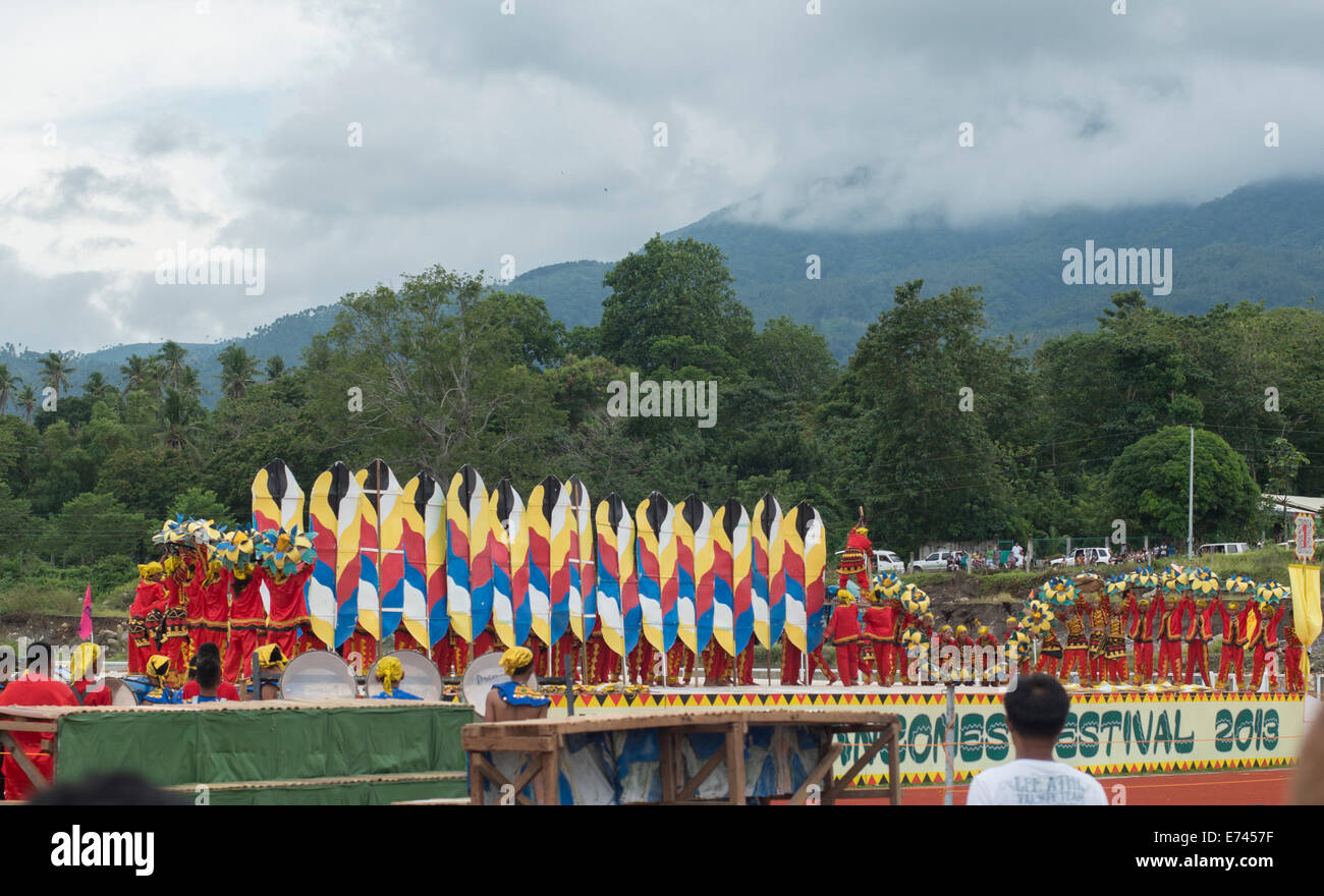 Dancers at the Lanzones festival in Camiguin Stock Photo - Alamy