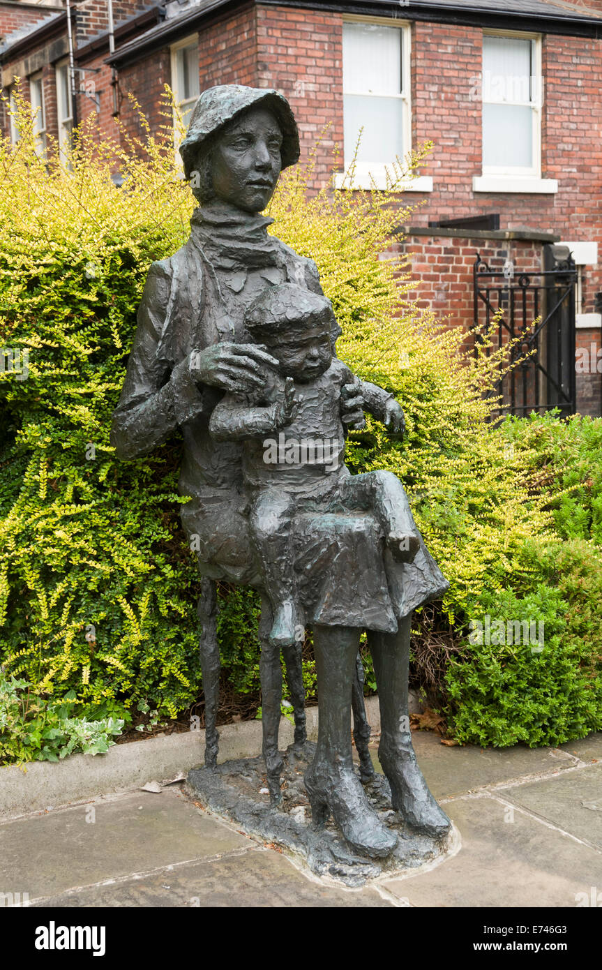 George fullard hi-res stock photography and images - Alamy