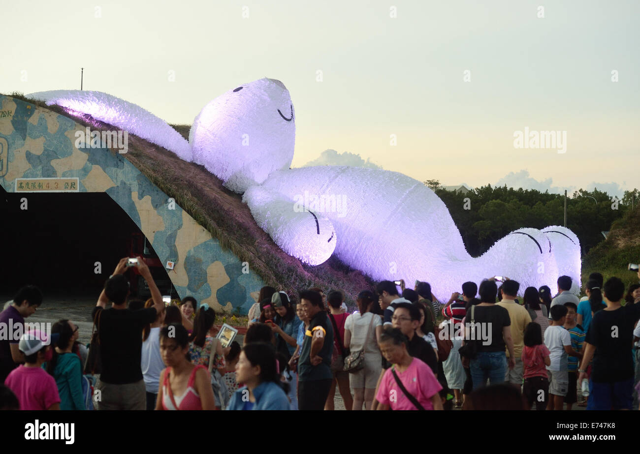 Moon rabbit hi-res stock photography and images - Alamy