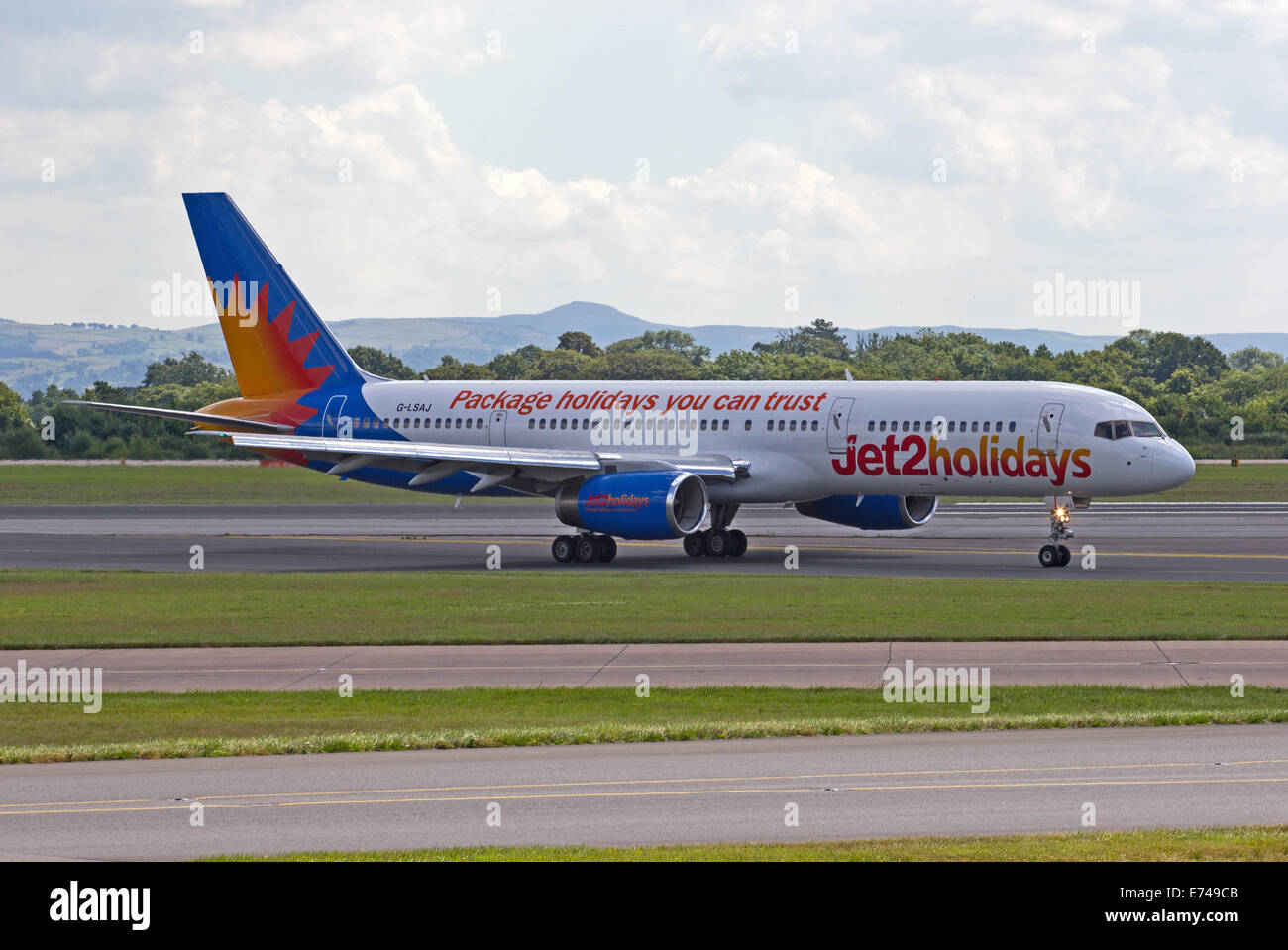 Jet2.com Boeing 757-236 aeroplane taxiing at Manchester International ...