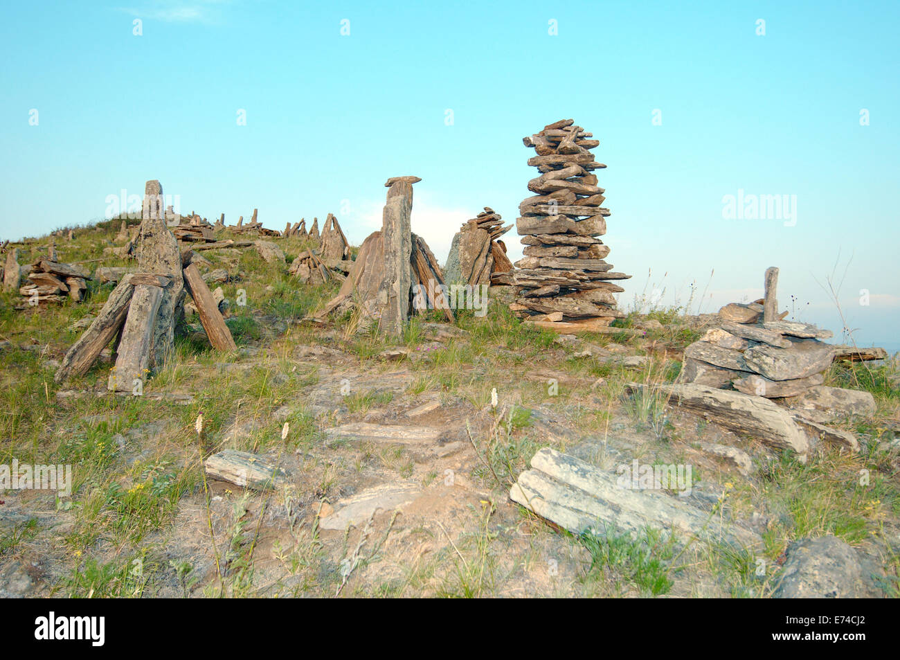 Lago pyramid hi-res stock photography and images - Alamy