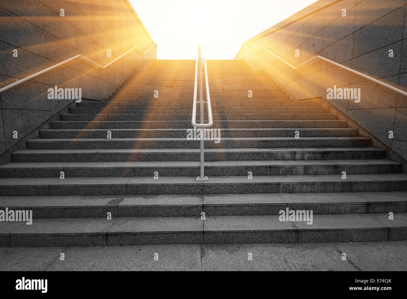 Concrete stairs hi-res stock photography and images - Alamy