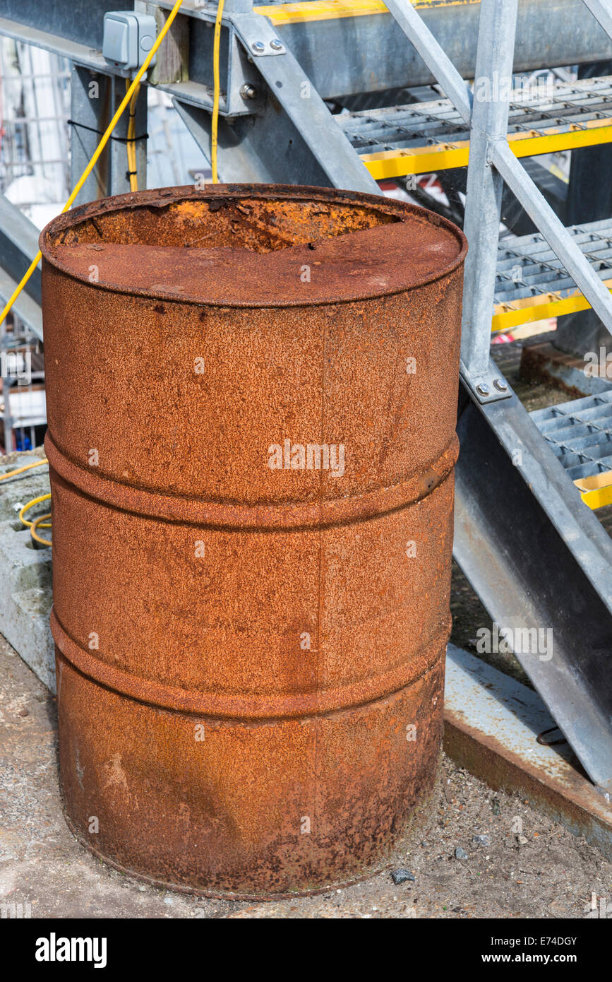 Rusty oil drum Stock Photo - Alamy
