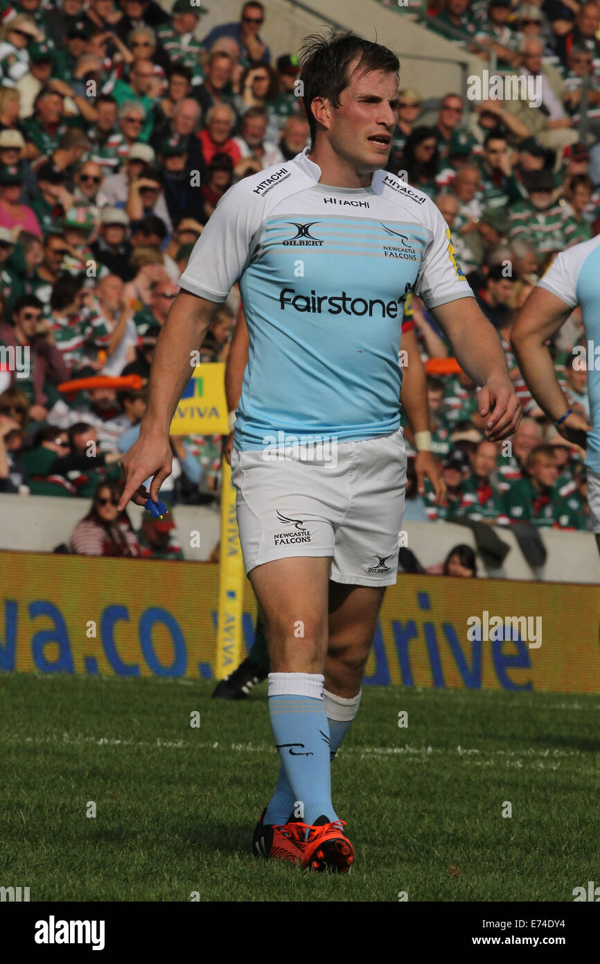 Godman hi-res stock photography and images - Alamy