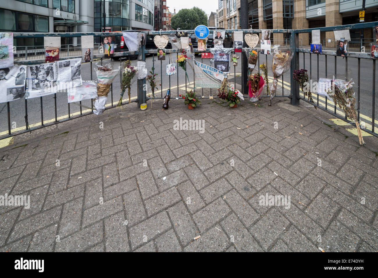 London, UK. 6th Sept, 2014. Rik Mayall 'blue plaque' tribute in ...