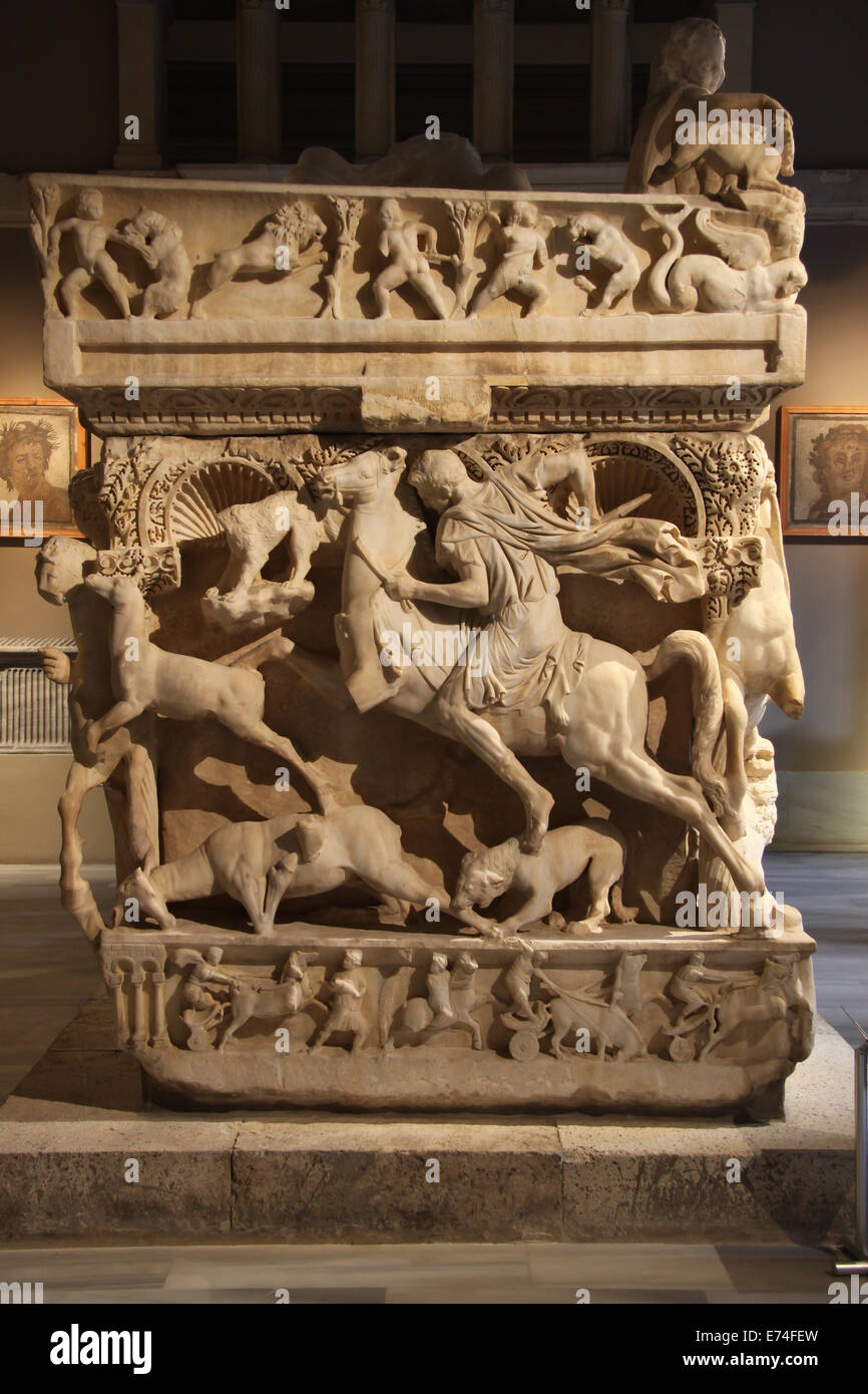 Roman soldier grave sculpture hi-res stock photography and images - Alamy