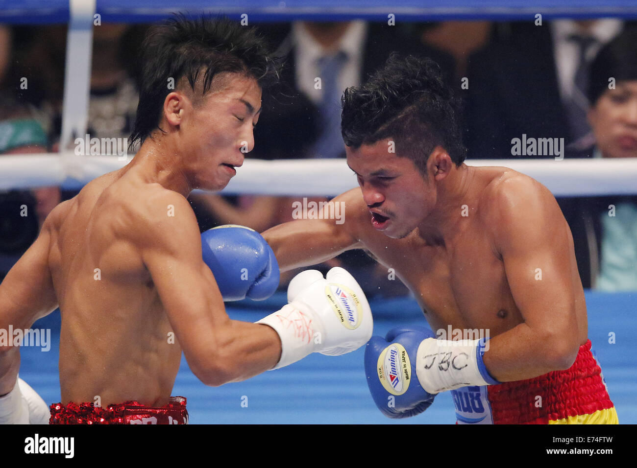 Yoyogi 2nd Gymnasium, Tokyo, Japan. 5th Sep, 2014. Naoya Inoue (JPN ...
