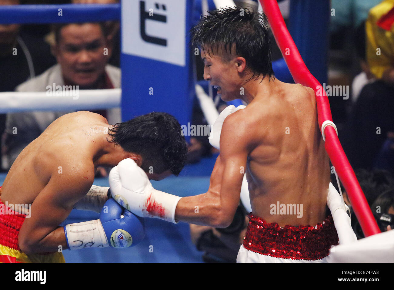 Yoyogi 2nd Gymnasium, Tokyo, Japan. 5th Sep, 2014. Naoya Inoue (JPN ...