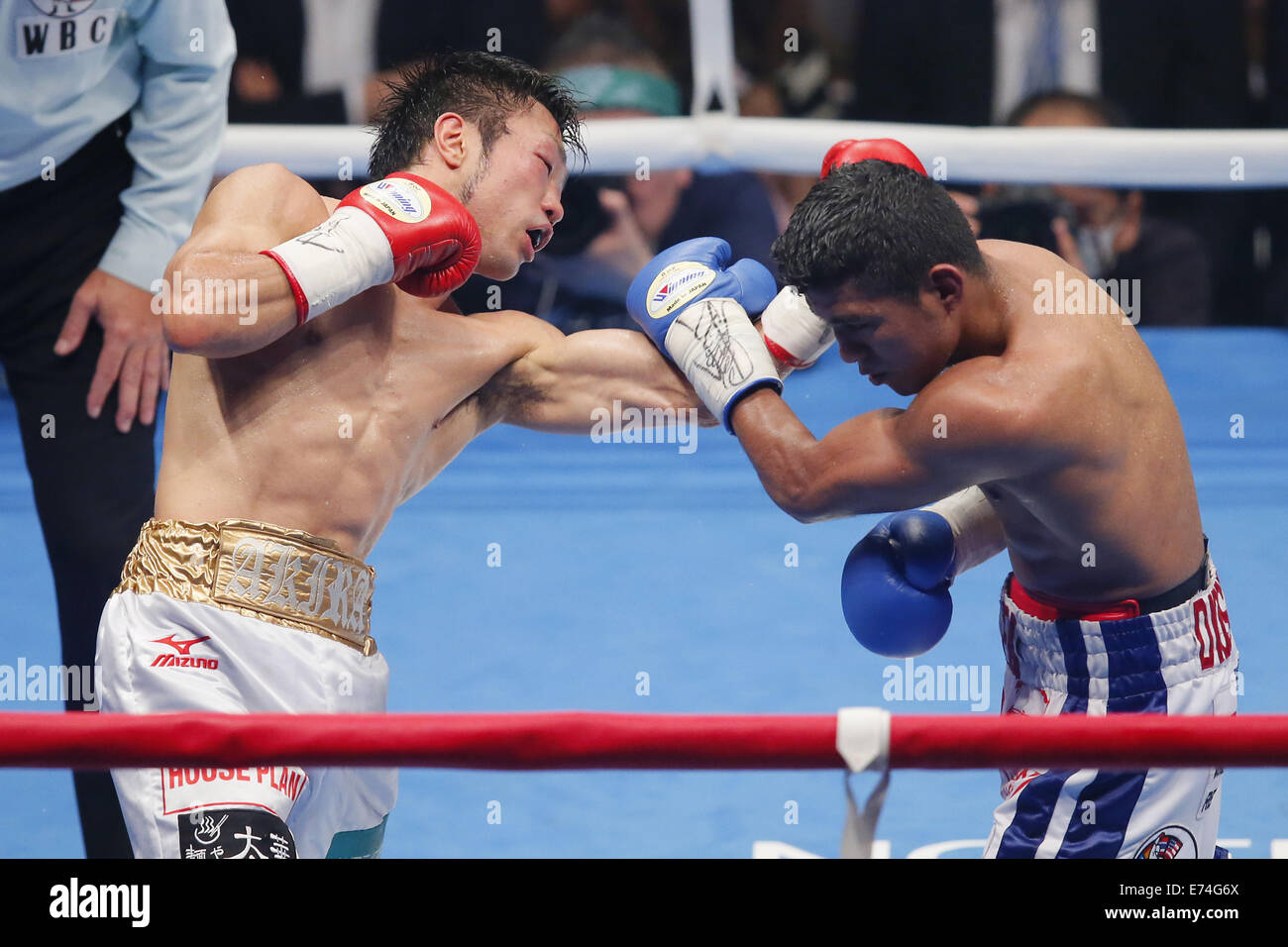 Yoyogi 2nd Gymnasium, Tokyo, Japan. 5th Sep, 2014. (L-R) Akira Yaegashi ...
