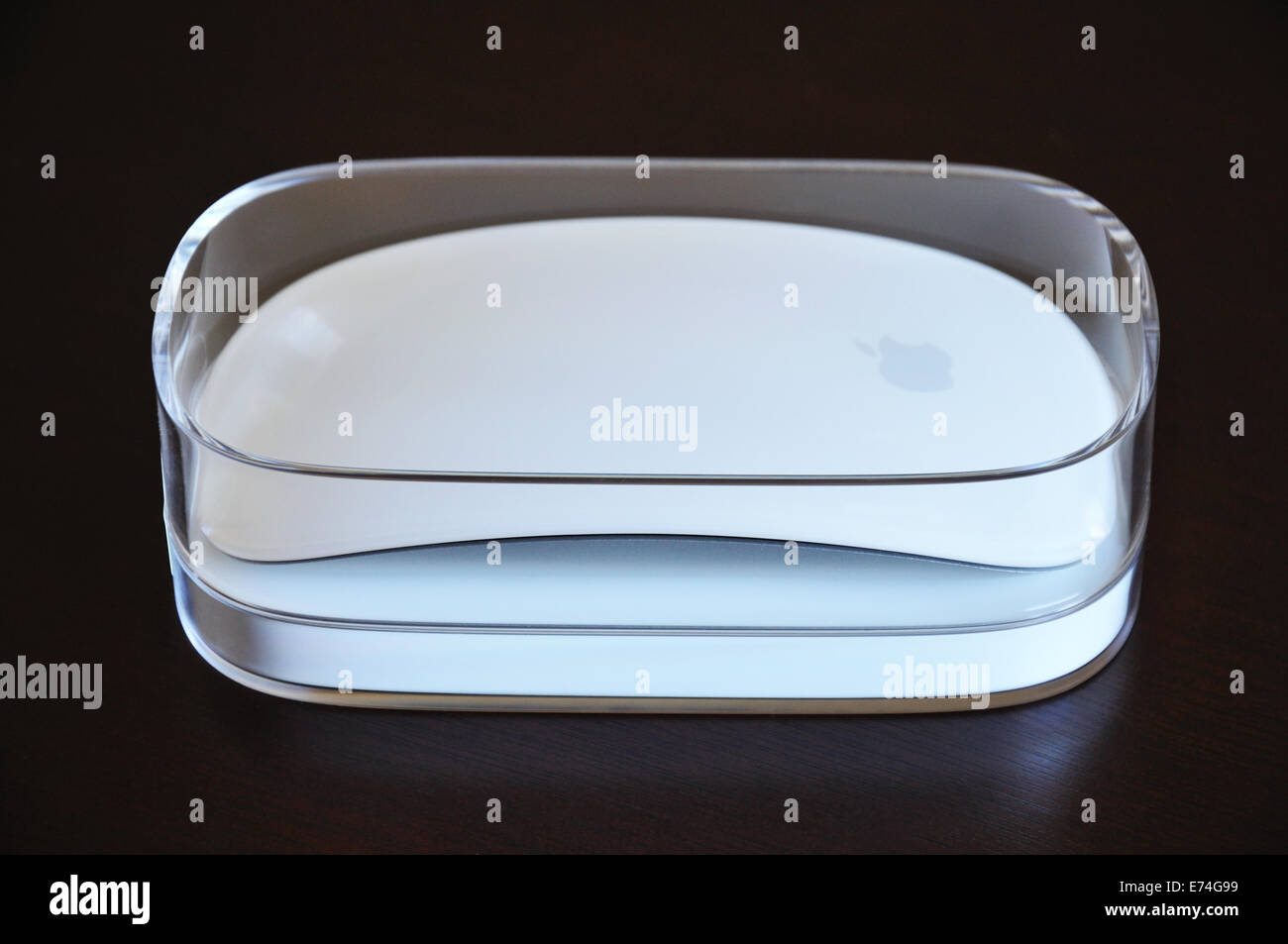 Apple computer box hi-res stock photography and images - Alamy