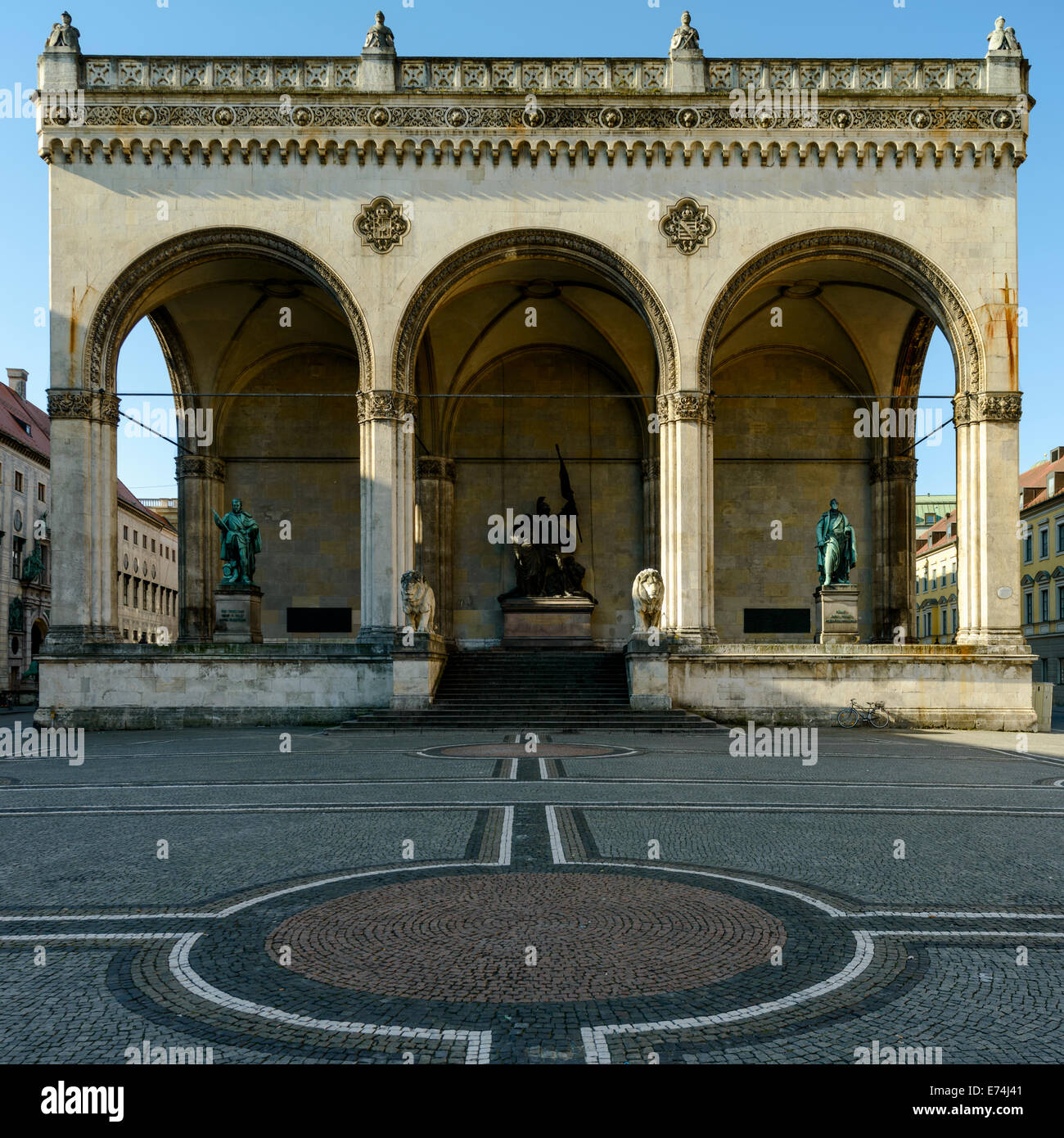 Feldherrenhalle, Odeonsplatz, Munich Stock Photo - Alamy