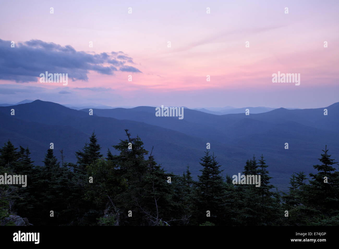 Sunrise from summit mount tecumseh hi-res stock photography and images ...